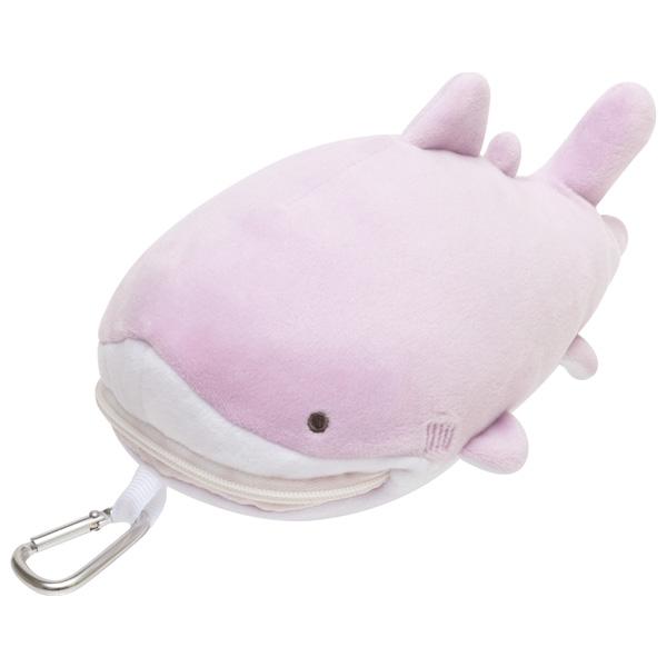 【メール便不可】じんべえさんのぬいぐるみポーチです☆わるぎはないけどクセでかんでしまうさめさんはかんでも気にしないじんべえさんにかんげき。あとをついてきました・・・。海のように大きい心と体を持つ「じんべえさん」に あたらしいおともだちができ...