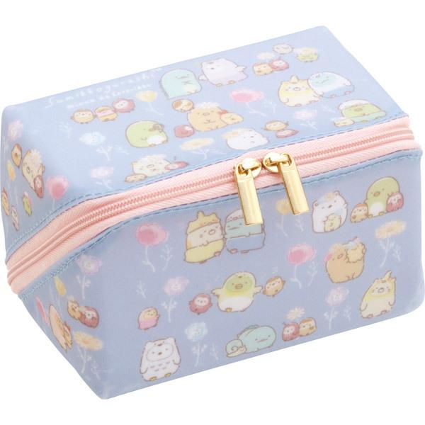 【メール便不可】すみっコぐらしのpacapo.マルチポーチです☆花畑のすみっこの木の上で、なかよく暮らしているすずめとふくろう。すみっコたちは、すずめとふくろうにお願いされて、屋根のついたすてきなおうちを作ってあげました。「みんなでことりっ...