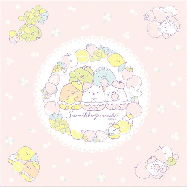 【メール便可能】すみっコぐらしのランチナフキンです☆フルーツやお花に囲まれたふんわりタッチのすみっコたちが華やかなデザインです♪お弁当やおにぎりを包むのに調度良い大きさです。ランチの時にお弁当の下にしいて使ってもＯＫ♪ランチが楽しくなります...