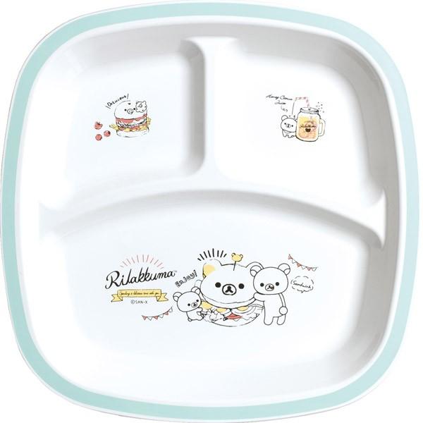 【メール便不可】リラックマのスクエアプレートです☆オシャレなホーロー風の食器です！軽くて割れにくいので日常使いにオススメ♪カフェっぽい雰囲気が楽しめちゃう♪仕切り付きなので、ワンプレートで盛り付けができて便利ですよー♪★サイズ：約H240×...