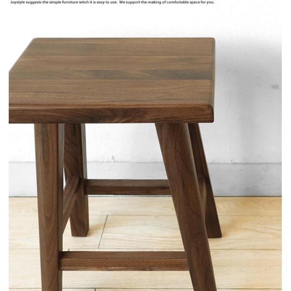 ナチュラルテイスト/ウォールナット材の家具と相性が良いスツール