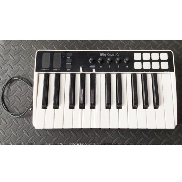 メーカー：　Ik Multimedia型番　　：　iRig Keys I/O 25 [IK000083]付属品　：　本体、USBミニDINケーブル状態USBミニDINケーブルでパソコンと接続し、Ableton Live 12 Lite とい...