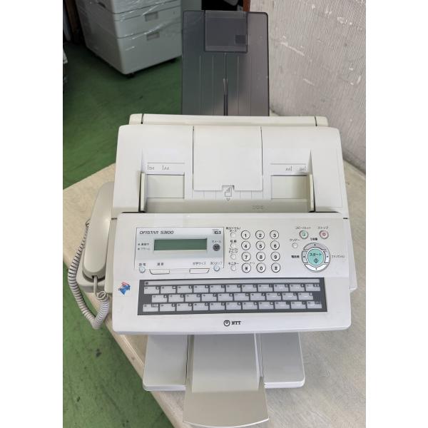 卓上にも置ける小型FAXです。簡易コピー機能付き。読み込みはB4サイズまで可能です。商品番号　F09761総印刷枚数を確認いたしましたが、フォーマットされていたため過去の印刷枚数はわかりませんでした。状態動作確認済みです。リユース中古品のた...