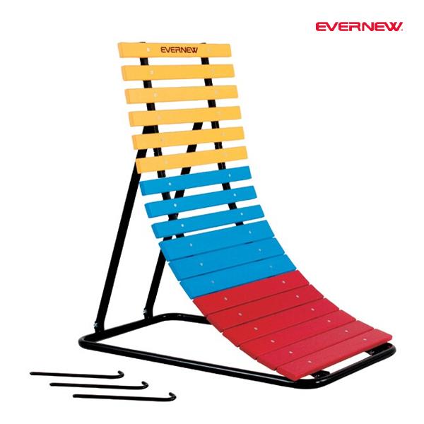 土台フレームを杭で固定でき、グラつきが少ない逆上がり補助器サイズ=本体：幅60cm×長さ129cm×高さ134cm、土台フレーム：直径3.4cm、踏板：幅60cm自重=27.0kg材質=土台フレーム：スチール（焼付塗装）、補助支柱：スチール...