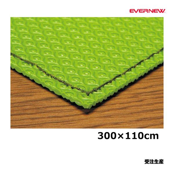 サイズ=長さ300cm×幅110cm×厚さ2mm自重=5.8kg材質=ポリエステル基布シート両面：PVC日本製