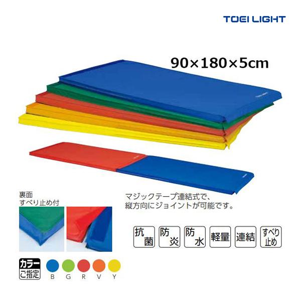 ・幅90×長さ180×厚さ5cm・重さ4kg・外被:ターポリン、芯材:半硬質ウレタンフォーム・裏面すべり止め付マジックテープ連結式で、縦方向にジョイントが可能です。