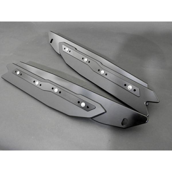 【受注生産商品】ご注文から1ヶ月ほどお時間頂戴する場合がございます。※受注生産オーダーのためご注文後のキャンセル不可となります、予めご了承下さい。【適応機種】KAWASAKI SX-R 1500 4スト●ビレットスポンソン TYPE3 フィ...