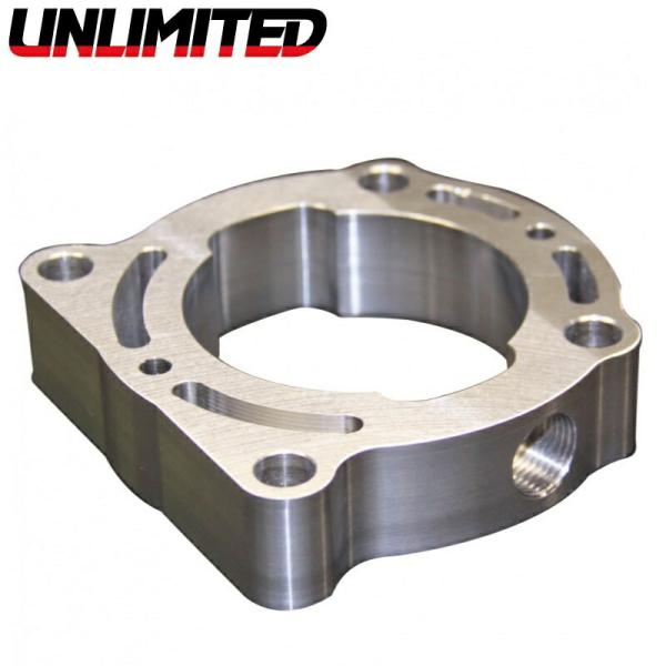 【適応機種】ULTRA310/300シリーズ●マフラーボディーに取付ることにより、【品番：AT-200】オートチューンなどのセンサーを取付けることが可能になります●取付穴：M18ｘP1.5mm〔キット内容〕フランジ本体、ブラインドプラグ、取...