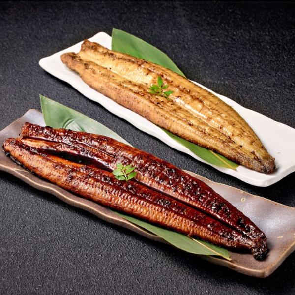 創業100年を越えるうなぎ料理専門店。島根県大根島の井戸水で泳がせた国産活鰻を、職人の手で丁寧にさばき、蒸さずに秘伝のタレで芳ばしく焼き上げた蒲焼と、素材に自信があるからこそ召し上がっていただきたい素焼の詰合せ。内容：うなぎ素焼(真空パック...