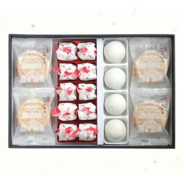 お慶びにふさわしい、密漬けの梅を求肥で包んだ「かこい梅」。小豆・餡にこだわった「朝汐」・「松江城最中」をセットしました。内容：松江城最中×8、朝汐×4、かこい梅×10賞味期限：製造日より常温で10日間保存方法：直射日光・高温多湿を避け、常温...