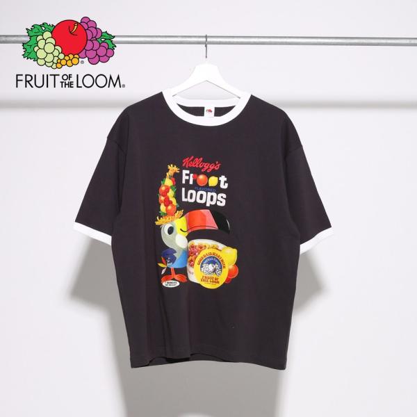 【 商品説明 】【DETAIL】グラフィックが目を惹く、コラボレーション半袖Tシャツ。フロントには「Kellogg’s Froot Loops」のヴィンテージ感あふれるアートワークを大胆にプリントした存在感のある一枚です。色鮮やかなフルーツ...