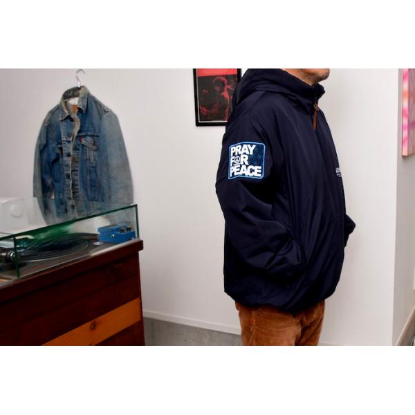 ●サイズ●Mサイズ 着丈 約70cm 身幅 約59cm 桁丈60cmLサイズ 着丈 約72cm 身幅 約62cm 桁丈61cmXLサイズ 着丈 約74cm 身幅 約65cm 桁丈62cm●カラー●NAVY●素材 ●ポリエステル 100% タ...