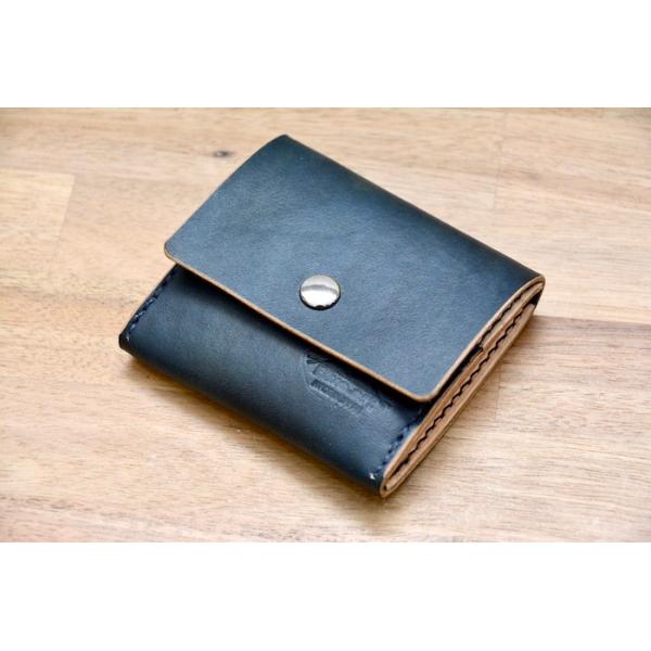 ●サイズ　約横10cm 縦９cm 厚さ2.5cm※掲載されている画像については細心の注意を払ってはいますが撮影の関係上、実際の商品と異なって見える場合がございます。※また、ナチュラル素材を使用している為、若干の個体差がありますので、予め御了...