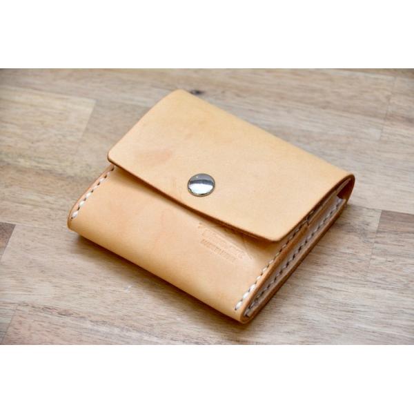 ●サイズ　約横10.5cm 縦９cm 厚さ2.5cm※掲載されている画像については細心の注意を払ってはいますが撮影の関係上、実際の商品と異なって見える場合がございます。※また、ナチュラル素材を使用している為、若干の個体差がありますので、予め...