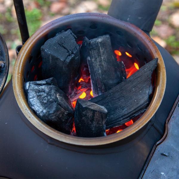 Ozpig専用の炭火焼きが楽しめるオプションです。＜商品概要＞Fireside ファイヤーサイド アウトドアストーブ BBQ オプション「Ozpig オージーピッグ チャコールバスケット」炭使いで安定した火力にバスケットに炭を入れて使用しま...