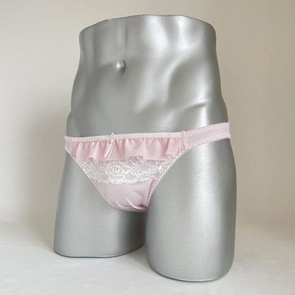 these inner eases your mind. あなたの心を癒してくれるインナー身に着けて心優しく、そして何より自分らしさを表現できるインナートリコットと綿天竺にフリルが可愛いハーフバックショーツシリーズインナーをセットアップして...