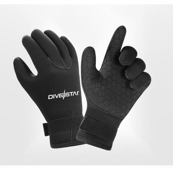 ダイビンググローブ グローブ 3mm 5mm ネオプレン 男女兼用 サーフィン 滑り止め 保温 保護 手袋 ダイビング 魚突き シュノーケル 素潜り 父の日プレゼント 実用的 ウェットスーツ【アイテム詳細】マリンスポーツの必需品、ネオプレン...
