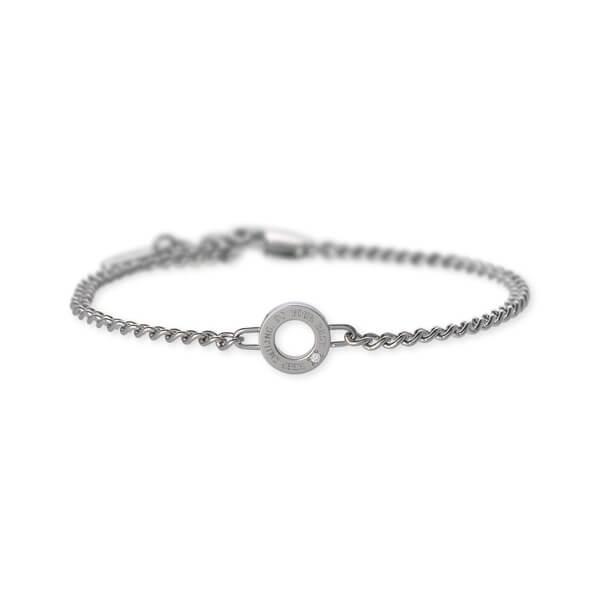 世界のトップアスリートも認める『phiten』とコラボ開発したブレスレット。チタン素材のサークルモチーフに「KEEP SMILING DO YOUR BEST」（笑顔を絶やさずベストを尽くそう）の文字が刻まれます。ブレスレット ダイヤモンド...