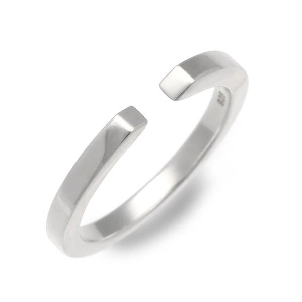 レザーブレスレットで大人気の『TAPIRUS』から、ブレスレットとテイストを揃えたJ.WELLだけの限定リングが登場。上質なシルバーを使用し、無駄のないシンプルなデザインにまとめました。リングの切れ目の2か所にイニシャルなどを刻むことでオリ...