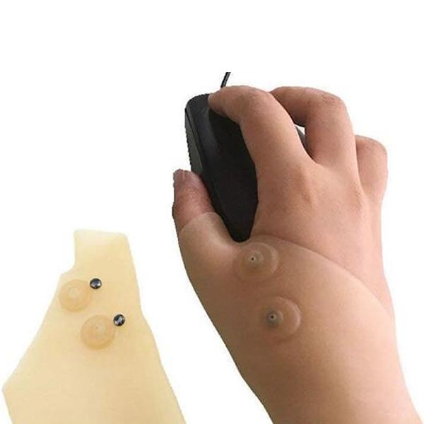 手首を固定することなどにより、野球など<br>スポーツでのパフォーマンスを向 上させてくれます<br><br>水に濡れても大丈夫!家事の強い味方です<br>パソコンなど長時間使用する方にもオス...