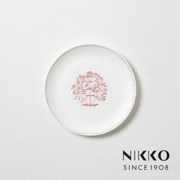 戦後間もない1948年頃に柳宗理(やなぎそうり)がデザインした『松村硬質陶器シリーズ KIKYO』柳には珍しい絵付きのうつわです。当時の海外市場では模様入りの陶器が一般的であったため、柳が初めて手がけた白無地の「松村硬質陶器初期型シリーズ」...