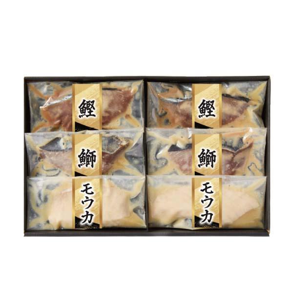 厳選した骨取り魚を、熟練の職人が一枚一枚丁寧に切り分け、特別な熟成庫でじっくりと発酵・熟成させることで余分な味付けを抑えました。そして、熟成の力で魚本来の旨味がしっかりと染み渡り、素材の美味しさを最大限に引き出しています。西京漬けはまろやか...