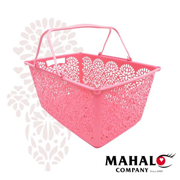 ‘南国の花’をモチーフにしたアンティーク・レース模様の型抜きがオシャレなバスケット。マイカゴとしてECOなお買い物はもちろん インテリア収納〜アウトドアまで2Way3Weyに大活躍なバスケットです!　　　サイズ：幅=507mm/奥行=360...