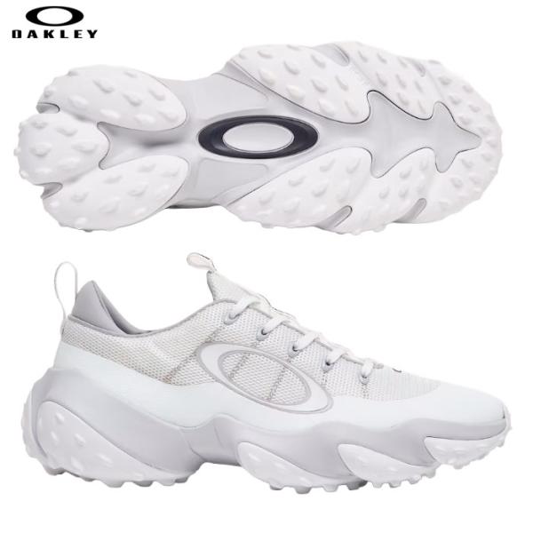 この履きやすさ抜群のゴルフシューズがあれば、最初の1打から18ホールの最後までコースを快適に周ることができます。車のトランクに入れておけば、仕事終わりの練習で、コースに履いて行けばプレーで抜群の性能を発揮します。「Oakley Edge F...