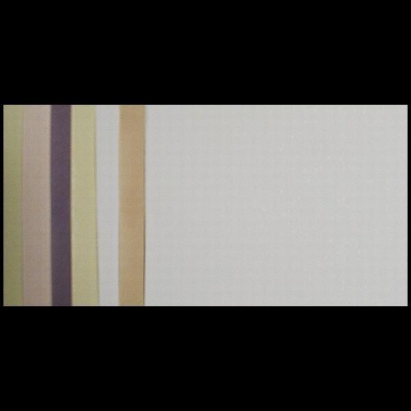 華麗で優雅な書風をもつ元永古今の臨書に取り組める練習用料紙です。新鳥の子紙を用い、筆のすべりが良く、のびやかな連綿も自然に表現できます。加工は控えめながら、元永古今らしい上品な雰囲気を感じられる仕上がりです。【こんな方におすすめ】・ 元永古...