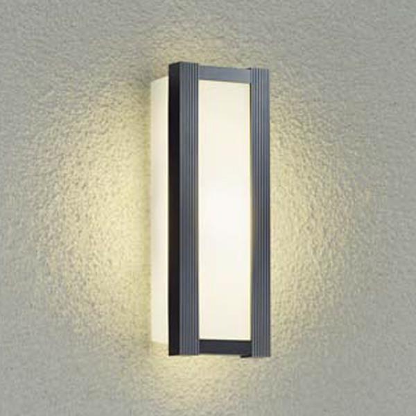 ●電球色　2700K・Ra85●LED内蔵●LED 6.1W●白熱灯60W相当●プラスチック 黒●アクリル 乳白（マット）●巾120 高307 出78mm 0.6kg●11VA●AC100V●光源寿命40000時間●調光器併用不可●LED交...