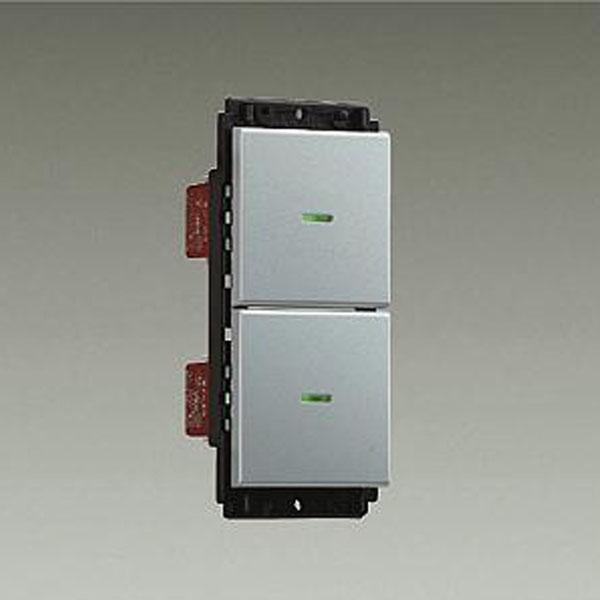 ●プラスチック 白〈40390〉●プラスチック 塗装●巾43 高91 埋込穴55×97埋込深30 出14mm●15A●3路オフライトスイッチ付●1個用スイッチボックス（カバー付）に適合●プレート別売（DP-40398〜40409）●AC10...