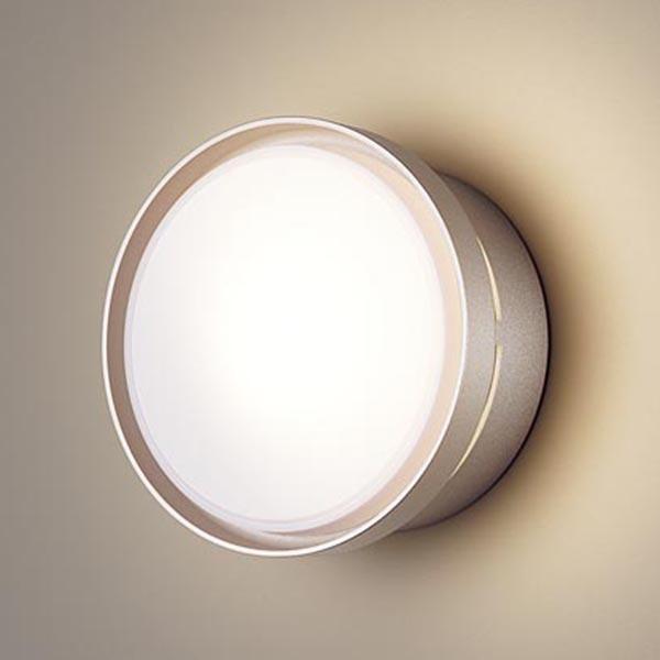 ●ランプ同梱包●LED電球小形電球タイプ4.3W1灯（E17）（電球色）●色温度：2700 K●ランプ寿命40000時間（光束維持率70％）●幅：220 mm●高：220 mm●出しろ：110 mm●質量：1.4 kg●器具光束：158 l...