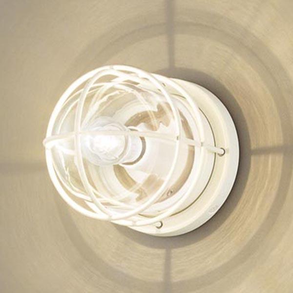 ●LED電球交換可能●電球色2700K●Ra80●固有エネルギー消費効率：3.4W・225 lm・66.1 lm/W●入力電流0.057A（100V）●美しいきらめきをエクステリアに。クリアカバーを採用したマリンライトデザイン。●（注）LE...