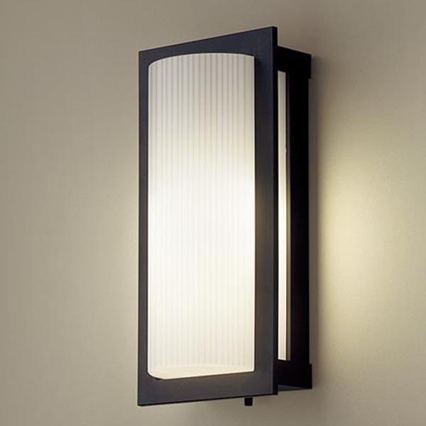 ●ランプ同梱包●LED電球小形電球タイプ4.3W1灯（E17）（電球色）●色温度：2700 K●ランプ寿命40000時間（光束維持率70％）●幅：151 mm●高：319 mm●出しろ：120 mm●質量：0.8 kg●器具光束：193 l...