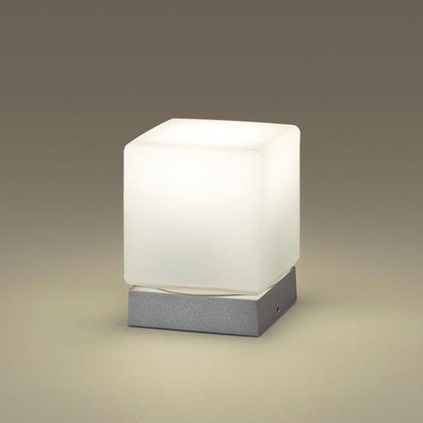 ●ランプ同梱包●LED電球小形電球タイプ4.3W1灯（E17）（電球色）●色温度：2700 K●ランプ寿命40000時間（光束維持率70％）●幅：□155 mm●高：200 mm●質量：2.4 kg●全光束：316 lm●電圧：100 V●...