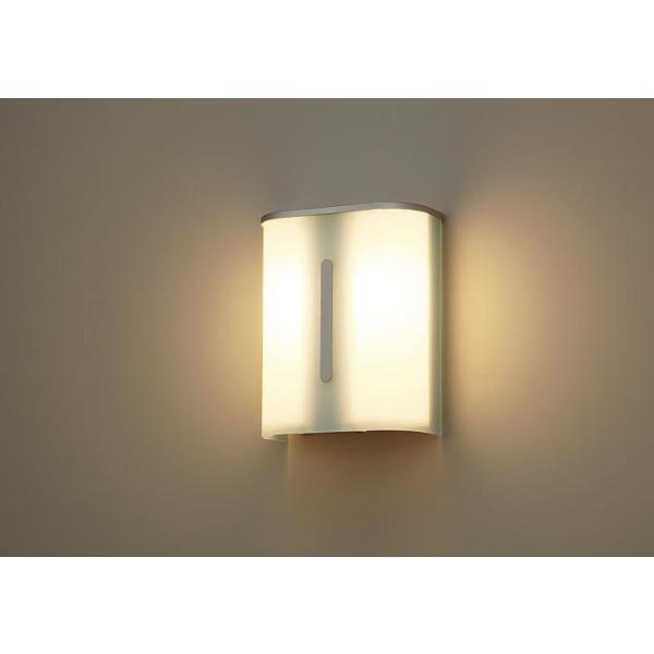 ●常時LED電球点灯/非常時本体組込LED点灯(30分間タイプ)●色温度:2700K●光源(LED電球)寿命40000時間(光束維持率70％)●幅:216mm●高:262mm●出しろ:105mm●質量:3.1kg●ランプ同梱、電源ユニット内...