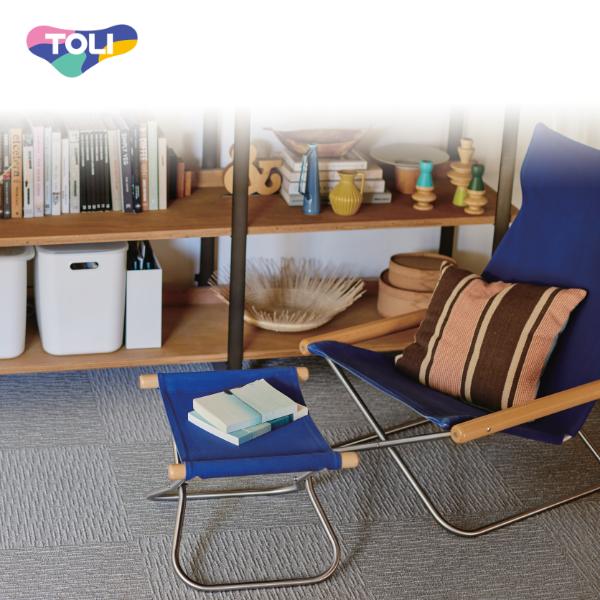 東リ ファブリックフロア スクエア2100 サイザループ 500×500mm FF21ざっくりとしたループパイルが高級感を醸し出します。コストパフォーマンスが魅力のアイテムです。【パイル】原着ポリプロピレン100％【バッキング】ソフトバック...