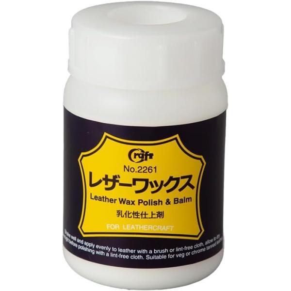 タンニン鞣し革・クロム鞣し革ともに使用できるワックスタイプの乳化性仕上げ剤です。 ロウと油脂が主成分で保革と艶出しが同時に行え、汚れ防止と撥水効果を得られます。【使用方法】瓶をよく振り、布や刷毛などで均一に塗ります。 数時間放置して充分に浸...