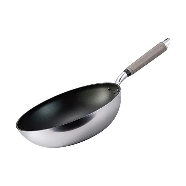 富山県高岡の職人技術とアルミ-マグネシウム合金でシリーズ最軽量化を実現した、最高級コーティングフライパンです。アルミキャスト（鋳造）製だから、熱をたっぷり蓄え熱ムラのない全面均一加熱でおいしく調理します。耐摩耗性試験200万回クリアしていま...