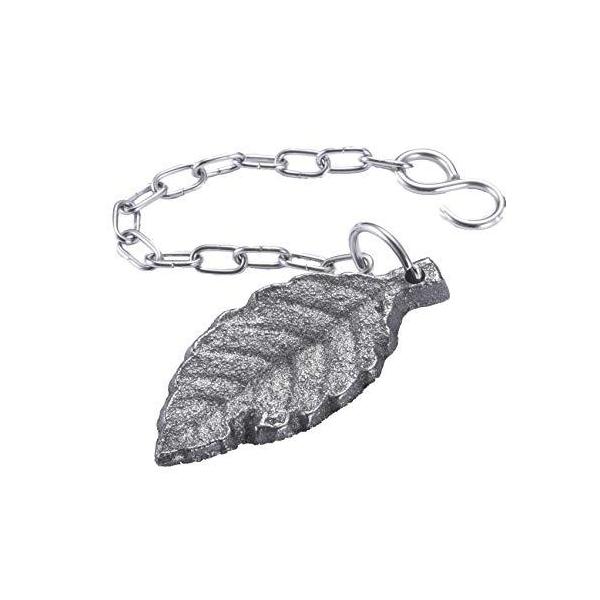 岩手県奥州市で手作りされた南部鉄器です。黒豆を作る時にツヤ出しや、漬物・ケトル・お鍋に入れて鉄分補給も出来ます。■サイズ：5.7×2.7×0.8cm (チェーン含む)■重量：約45g■材質：本体/鋳鉄、チェーン/ステンレス■原産国：日本