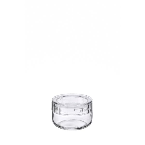 シンプルで飽きのこないスクリューキャップのキャニスター「チャーミークリアー」が、フタとパッキンをリニューアルして登場しました。ボディはガラス製でキズが付き難く、口広のデザインで中をすっきりときれいに洗うことができます。スクリューキャップは上...