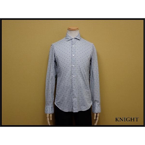 ブランド・説明giangiシップス取り扱いジャンジのシャツです。イタリア製、とても雰囲気のあるデザインですね。素敵にお使い頂けると思います。気になる方は是非ご検討下さい。サイズ表記　S　　　実寸　着丈75cm　身幅48cm　肩幅42cm　袖...