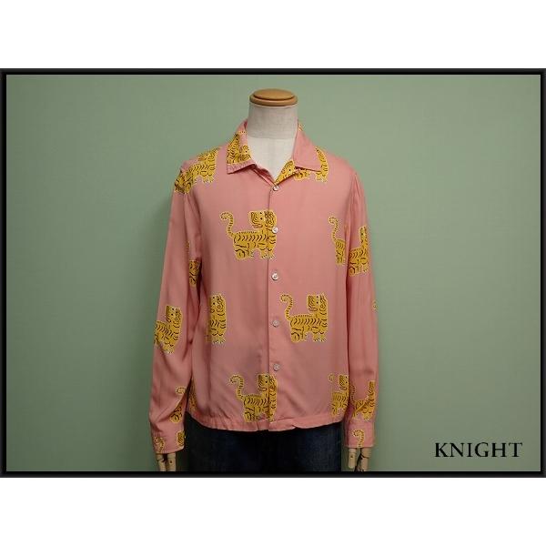 ブランド・説明CLOTTEE BY CLOTクロッティーのオープンカラーシャツです。とてもかわいいデザインですね。素敵にお使い頂けると思います。気になる方は是非ご検討下さい。サイズ表記　S　　　実寸　着丈65cm　身幅52cm　肩幅45cm...