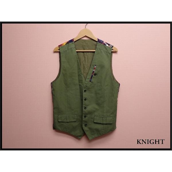 ブランド・説明SOPHNETソフネットのジレです。とても雰囲気のあるデザインですね。素敵にお使い頂けると思います。気になる方は是非ご検討下さい。サイズ表記　M　　　実寸　着丈58cm　身幅48cm　肩幅37cm　　　　　　多少の誤差はご了承...