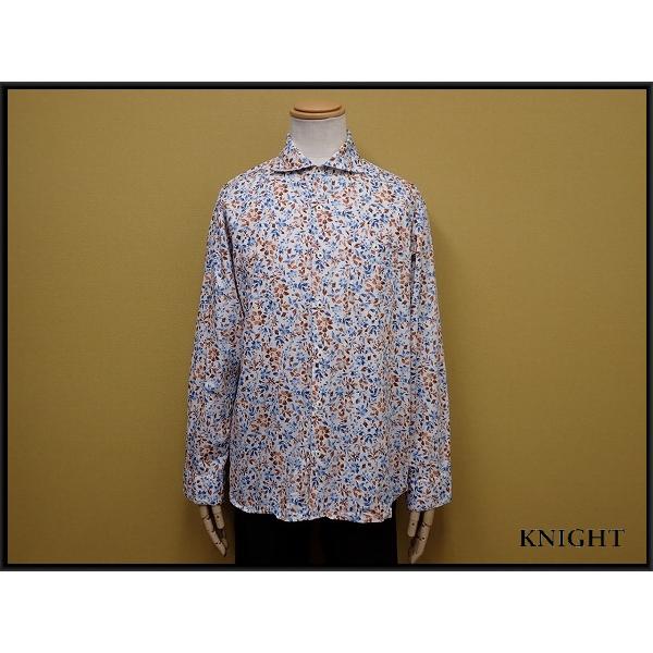 ブランド・説明San Galloサンガロの花柄シャツです。ミツミネ取扱い、とても上品な印象ですね。素敵にお使い頂けると思います。気になる方は是非ご検討下さい。サイズ表記　LL　　　実寸　着丈75cm　身幅58cm　肩幅47cm　袖丈60cm...