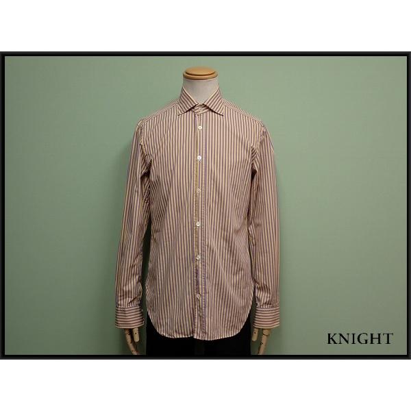 ブランド・説明MP di Massimo Piomboエムピーディマッシモピオンボのシャツです。アローズ取扱いのイタリア製、とても洗練された印象ですね。素敵にお使い頂けると思います。気になる方は是非ご検討下さい。サイズ表記　15 1/2-3...