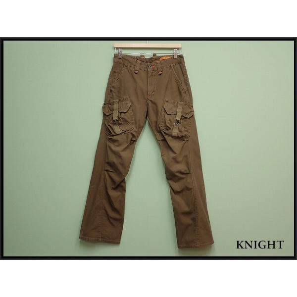 ブランド・説明EDWINエドウィンのカーゴパンツです。ももから膝にかけて立体裁断、フレアシルエットデザインです。素敵にお使い頂けると思います。気になる方は是非ご検討下さい。サイズ表記　S　　　W73　H91　　実寸　ウエスト76cm　股下7...