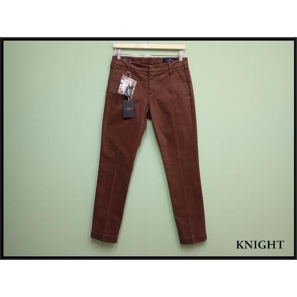 ブランド・説明entre amisアントレアミのパンツです。イタリア製、本体価格は26000円＋税になります。素敵にお使い頂けると思います。気になる方は是非ご検討下さい。サイズ表記　30/44　　　実寸　ウエスト79cm　股下75cm　股上...