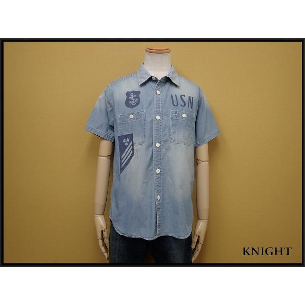 ブランド・説明AVIREX TYPE BLUEアヴィレックスのシャンブレーシャツです。デザイン生地を張り付けたデザインです。素敵にお使い頂けると思います。気になる方は是非ご検討下さい。サイズ表記　L　　　実寸　着丈73cm　身幅56cm　肩...