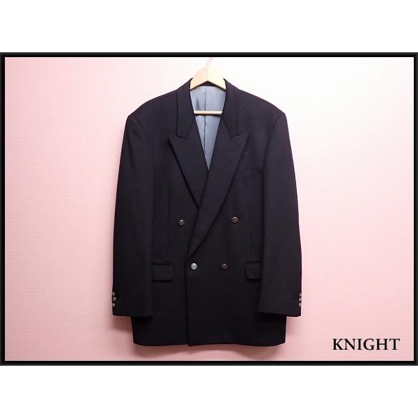 ブランド・説明ANDRE GHEKIEREアンドレゲキエールのダブルジャケットです。オールカシミヤの上質な素材感です。素敵にお使い頂けると思います。気になる方は是非ご検討下さい。サイズ表記　なし　　　実寸　着丈79cm　身幅59.5cm　肩...